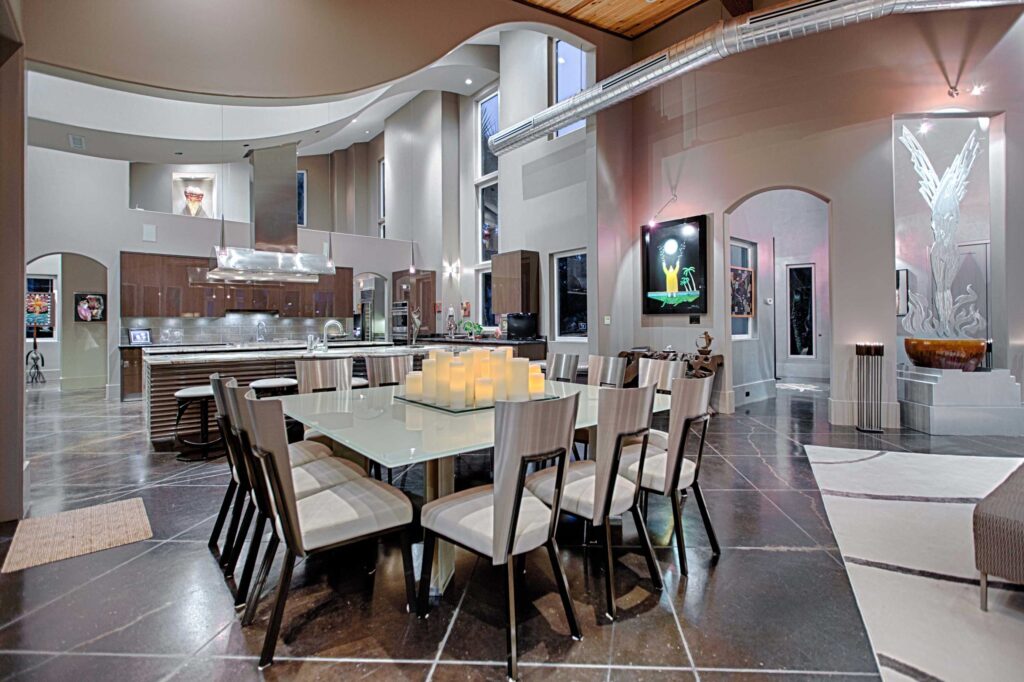 The Phoenix House - Isidro Dunbar Modern Interiors