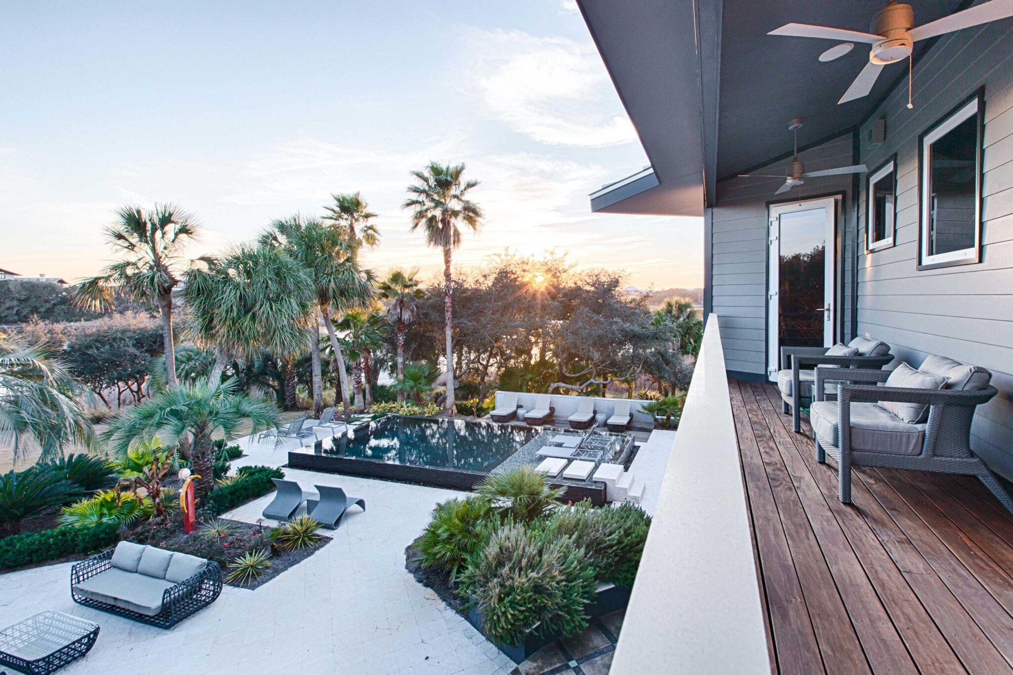 The Phoenix House - Isidro Dunbar Modern Interiors