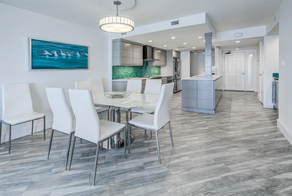 Inlet Reef - Isidro Dunbar Modern Interiors